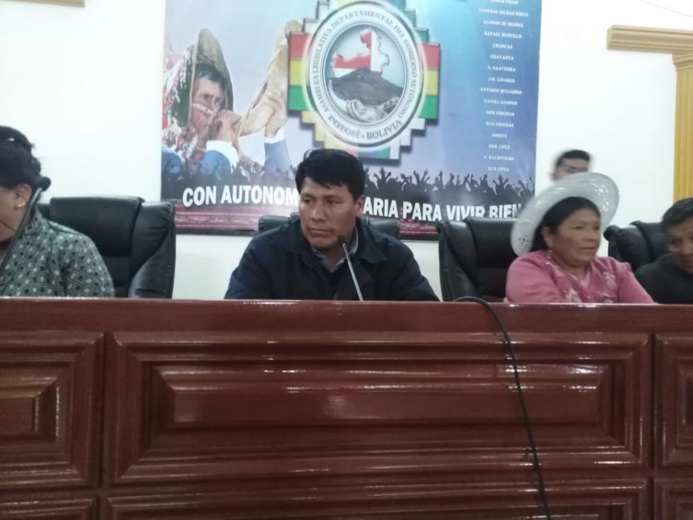 Omar Veliz es el nuevo gobernador de Potosí
