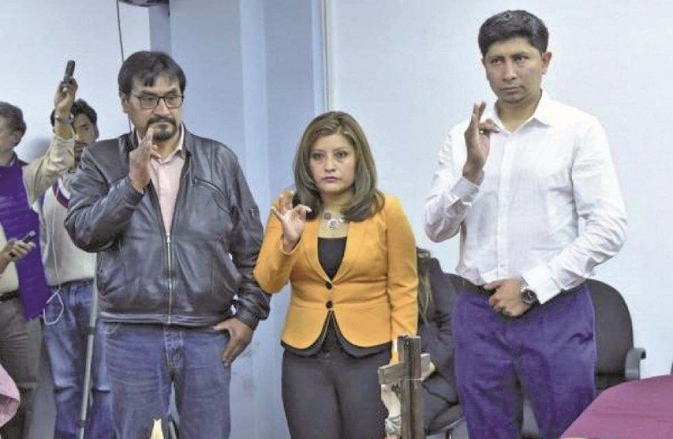 Denuncian a cabezas de Comibol por corrupción y nepotismo