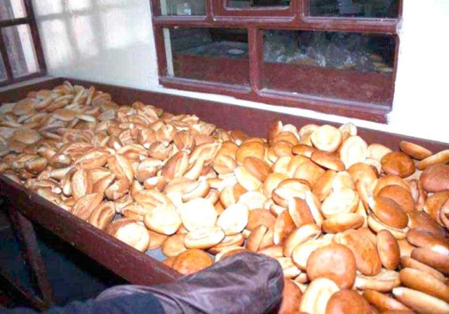 Intendencia controla precio y peso del pan de batalla en la capital